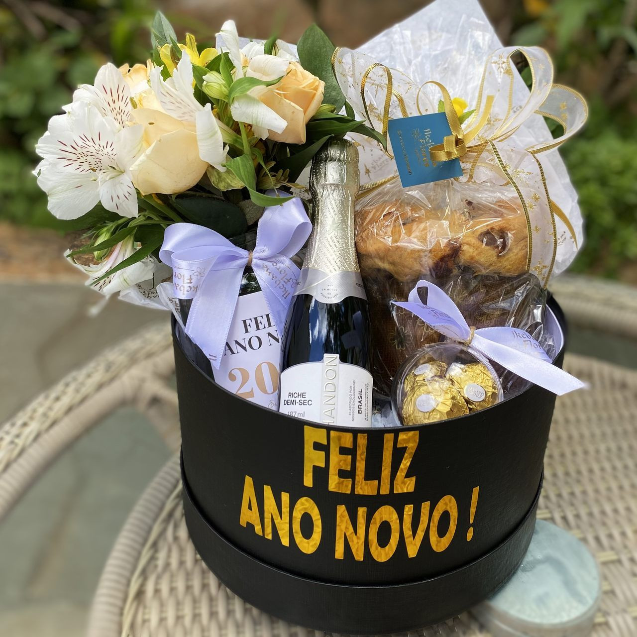 Kit brinde feliz ano novo | Ikebana Flores